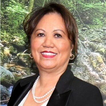 Women Of Influence: Health Care- Vicki Rollins - Los Angeles Business ...