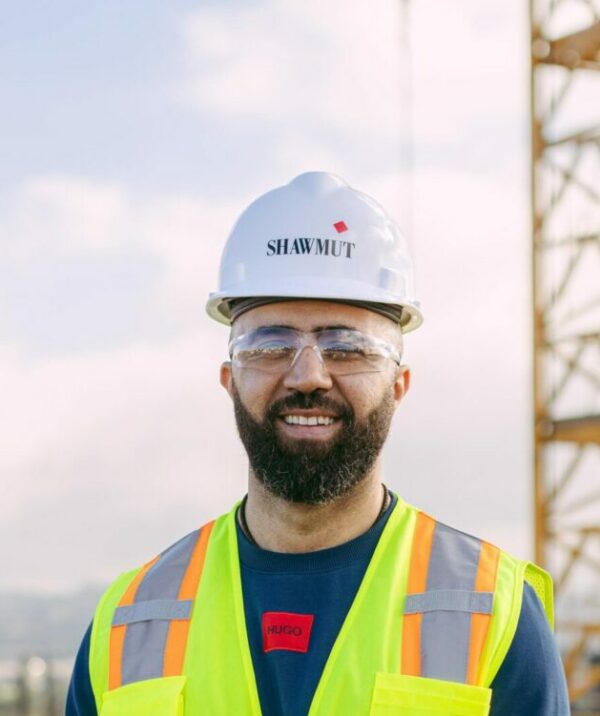 Leaders of Influence: 2022 Thriving in Their 40s – Ali Shams - Los ...