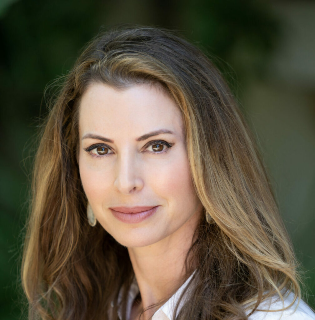 Women of Influence: Finance 2023 – Dani Evanson - Los Angeles Business ...
