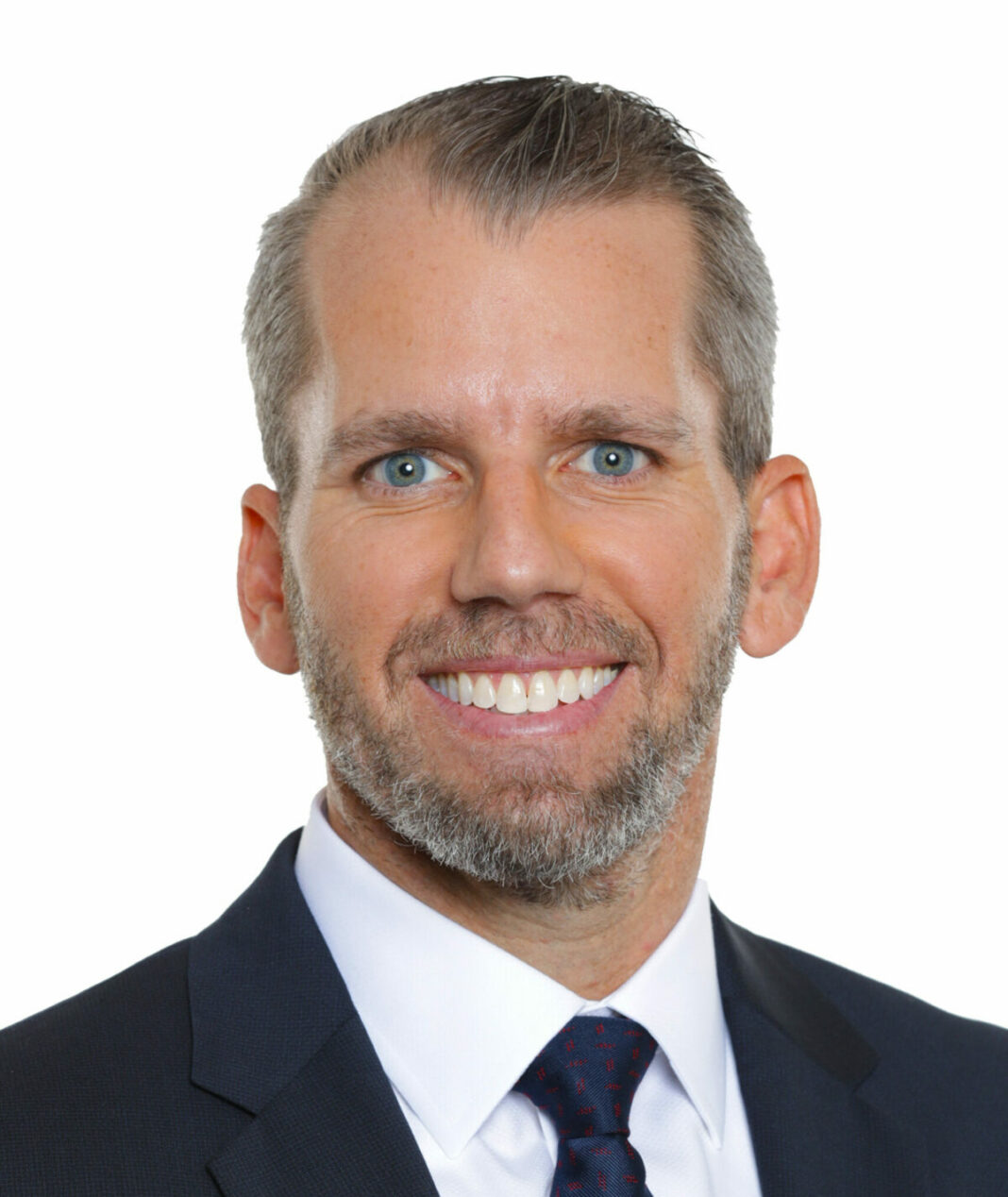 Leaders of Influence: Wealth Managers 2023 – Dustin Gale - Los Angeles ...