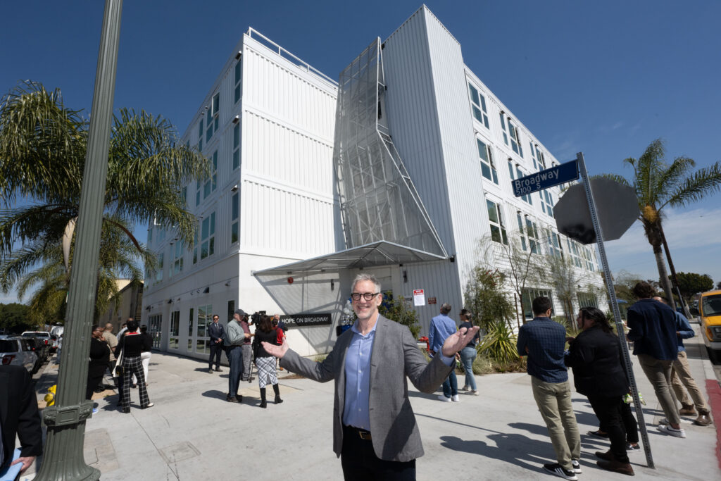 Group Brings Homes to Downtown’s Needy - Los Angeles Business Journal