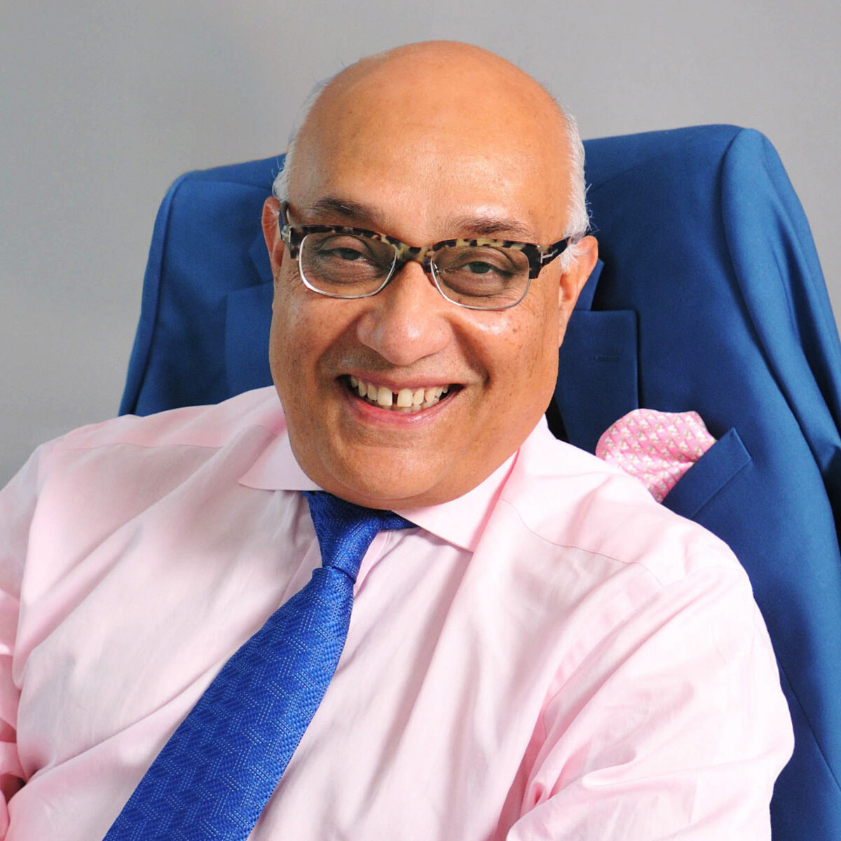 Leader's of Influence: Banking - Noor Menai - Los Angeles Business Journal