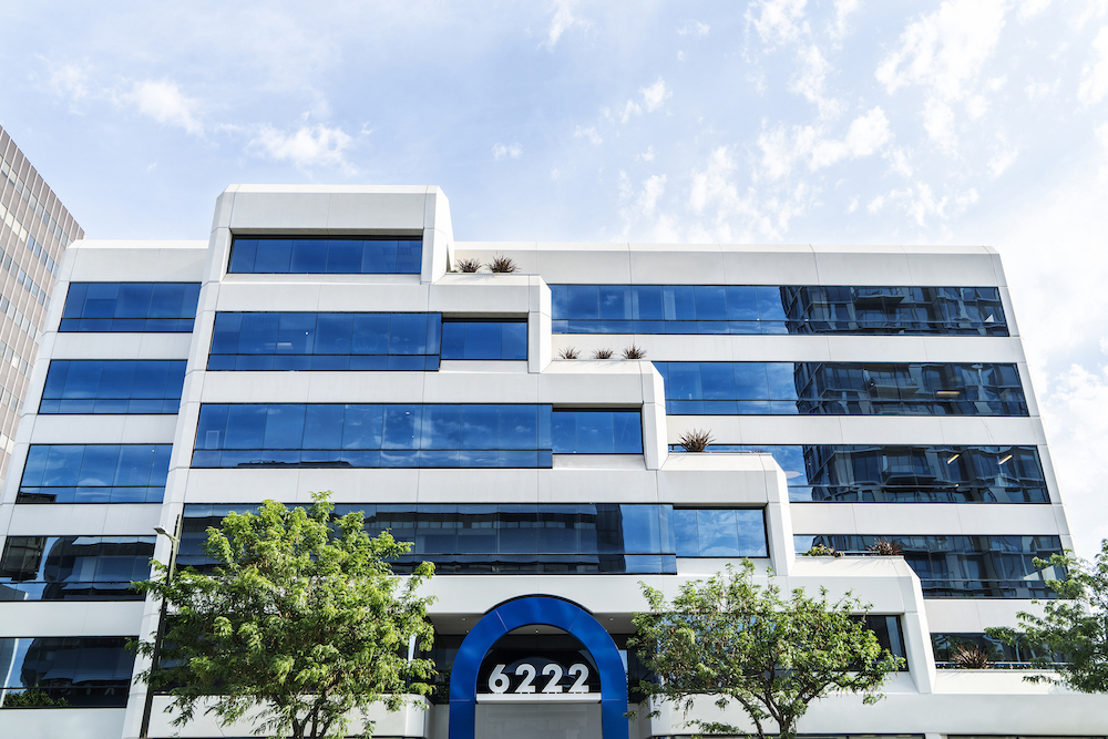 Decron Scores New Tenants - Los Angeles Business Journal