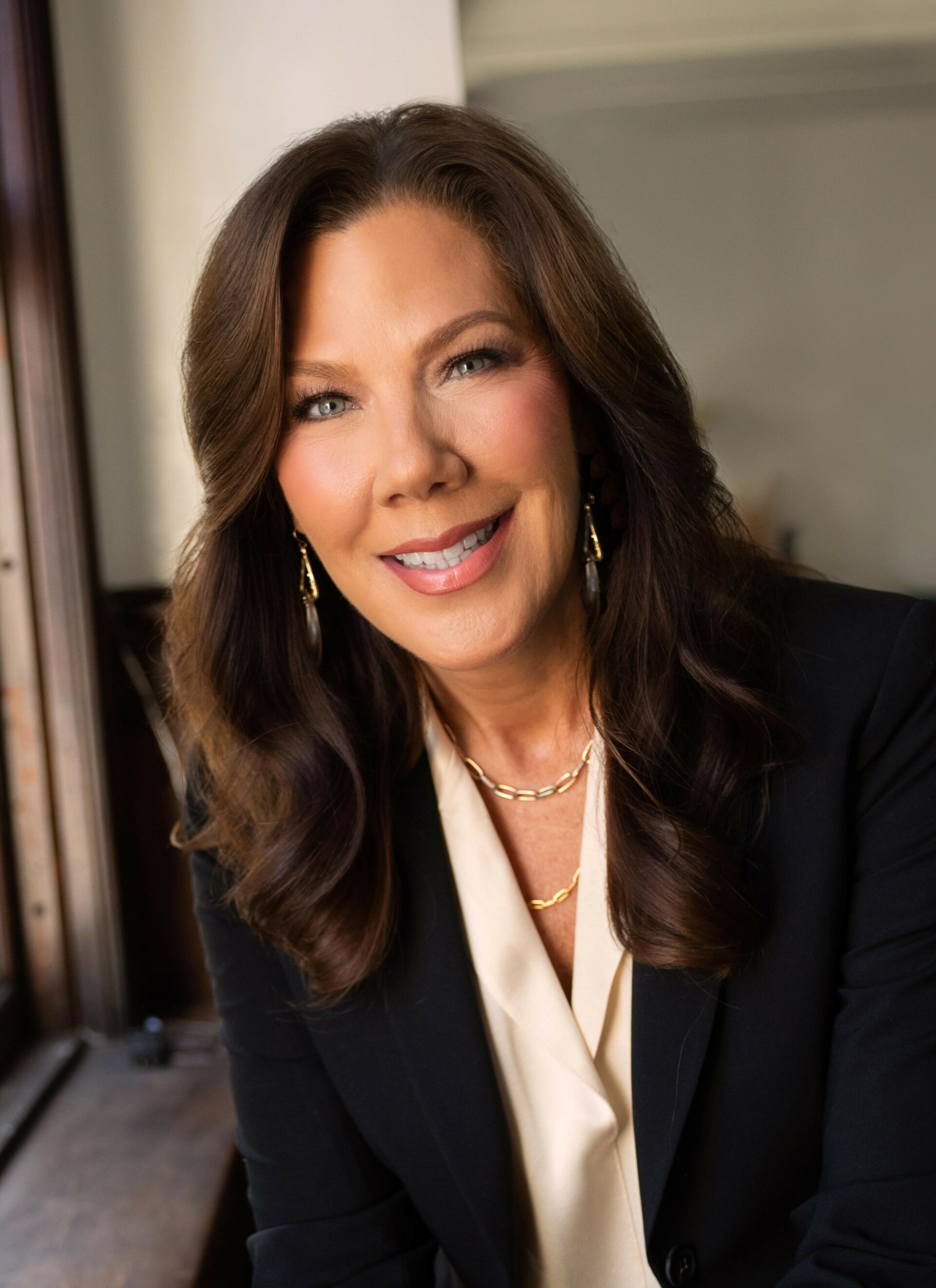 Leaders of Influence: Commercial Real Estate Brokers 2023 – Michelle ...