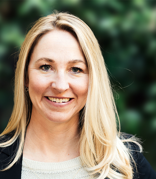 Leaders of Influence: Thriving in Their 40s 2023 – Nicole Gordon - Los ...