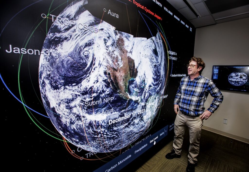 Earth Has JPL’s Attention - Los Angeles Business Journal