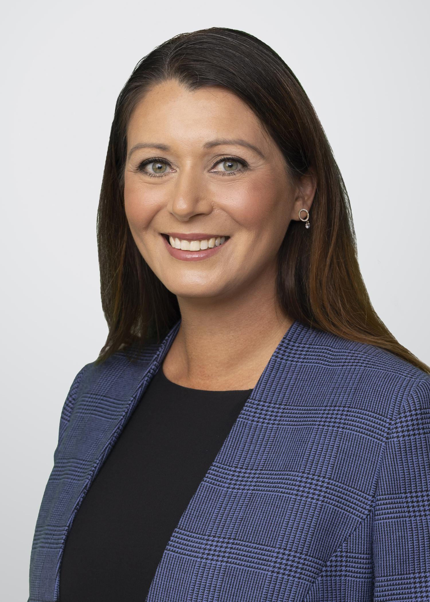 Leaders of Influence: Minority Attorneys 2025 - Alexis Alonzo
