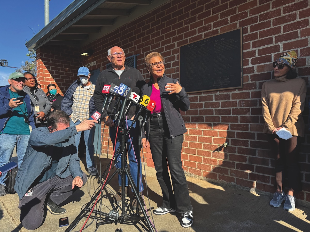 Bass, Soboroff Share Rebuilding Plans - Los Angeles Business Journal